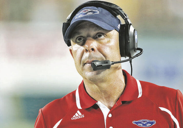 Mooney football coach eludes police | News, Sports, Jobs - The Vindicator